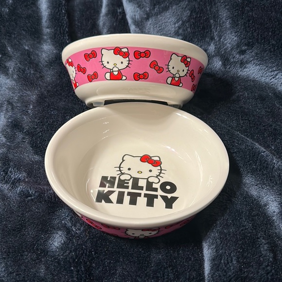 Hello Kitty | Cat | New Hello Kitty Set Of Cat Dishes | Poshmark